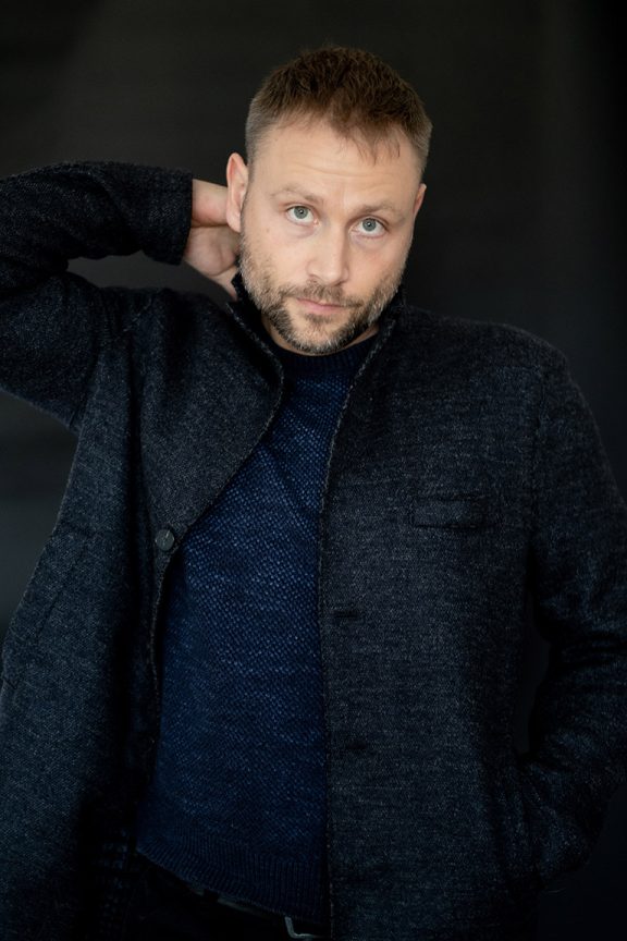 Max Riemelt – Official Website